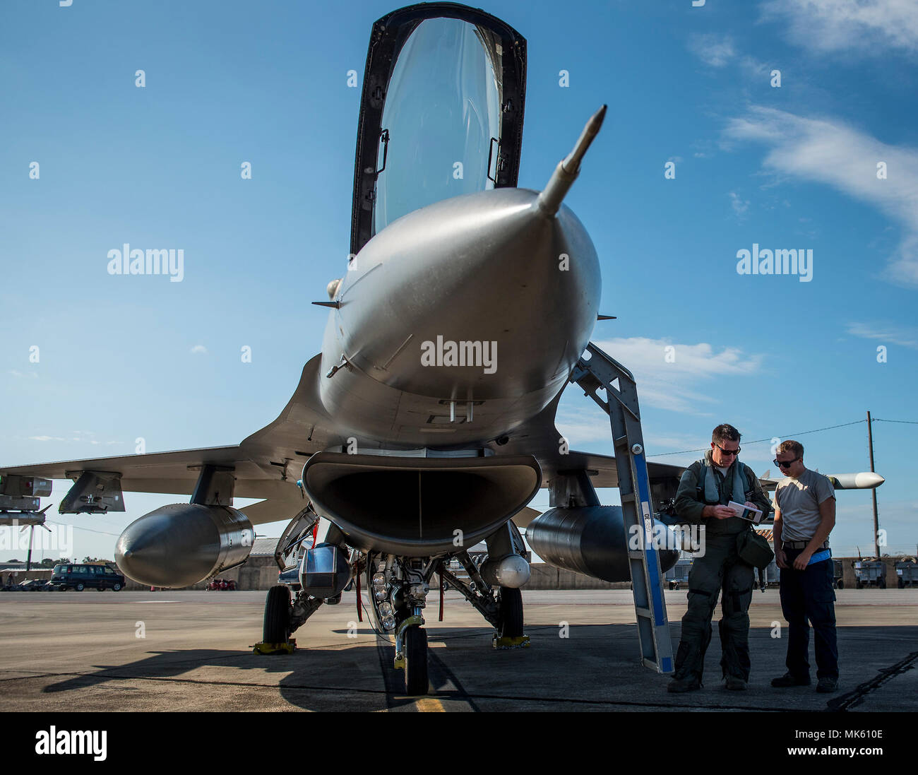 A 55th Fighter Squadron pilot and crew chief from Shaw Air Force Base ...