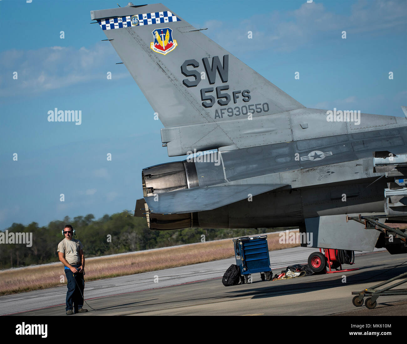 A 20th Aircraft Maintenance Squadron maintainer from Shaw Air Force ...