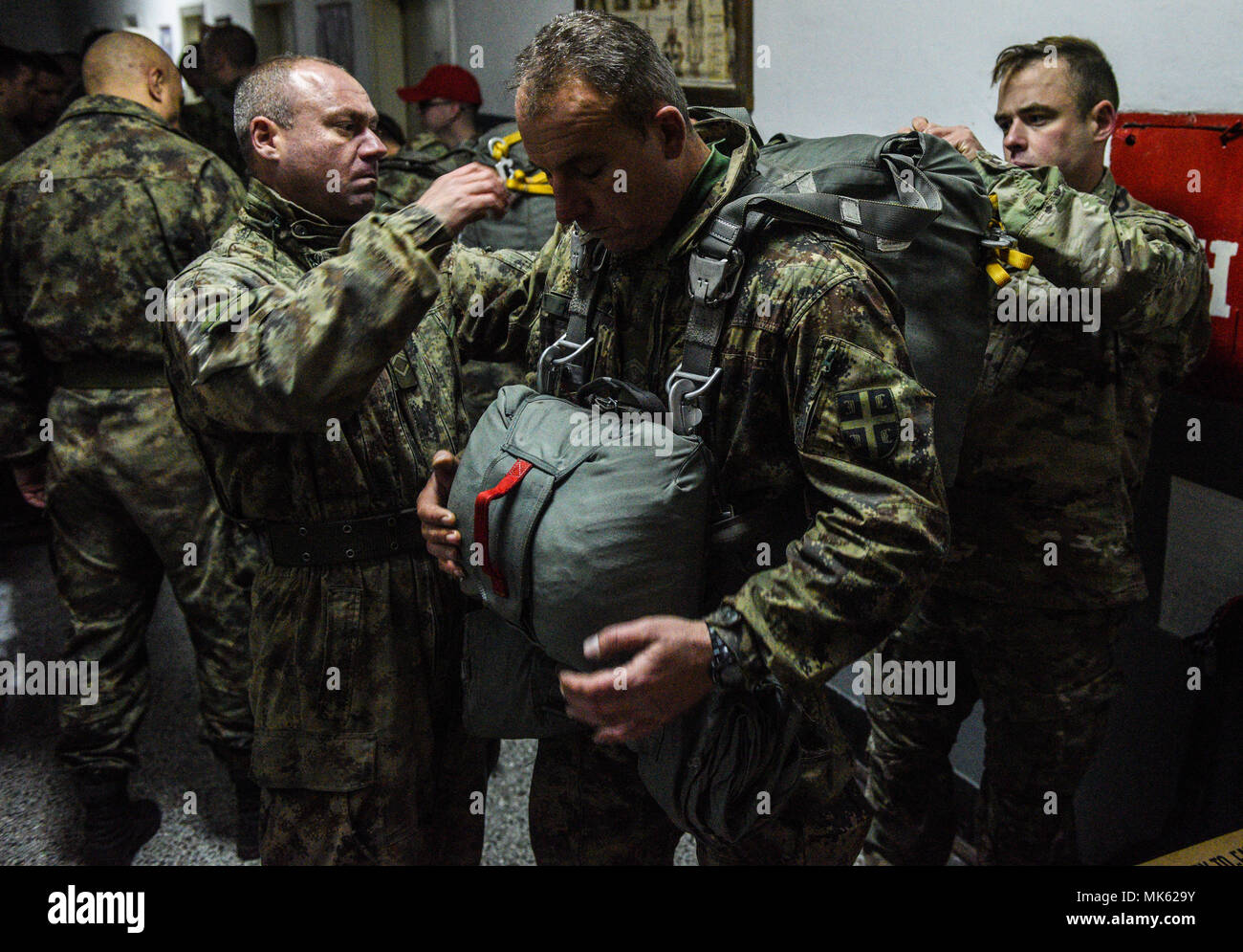 PANCEVO, Serbia -- Jumpmasters from 2nd Bn, 503rd Infantry Regiment ...