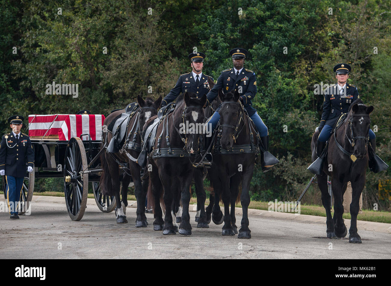 Gen richard e cavazos hi-res stock photography and images - Alamy