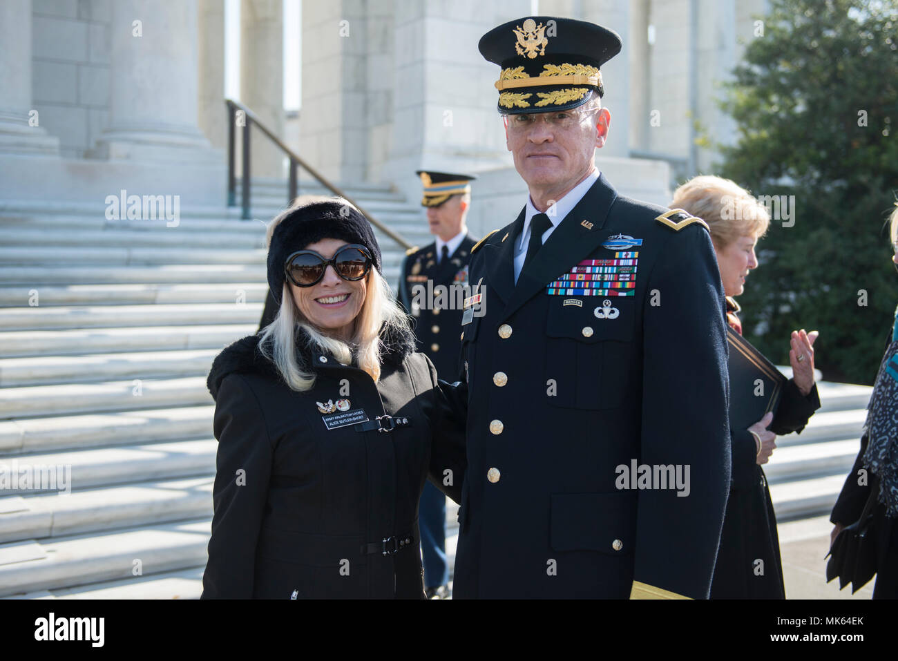 Alice Butler-Short, Army Arlington Ladies, stands with Maj. Gen ...