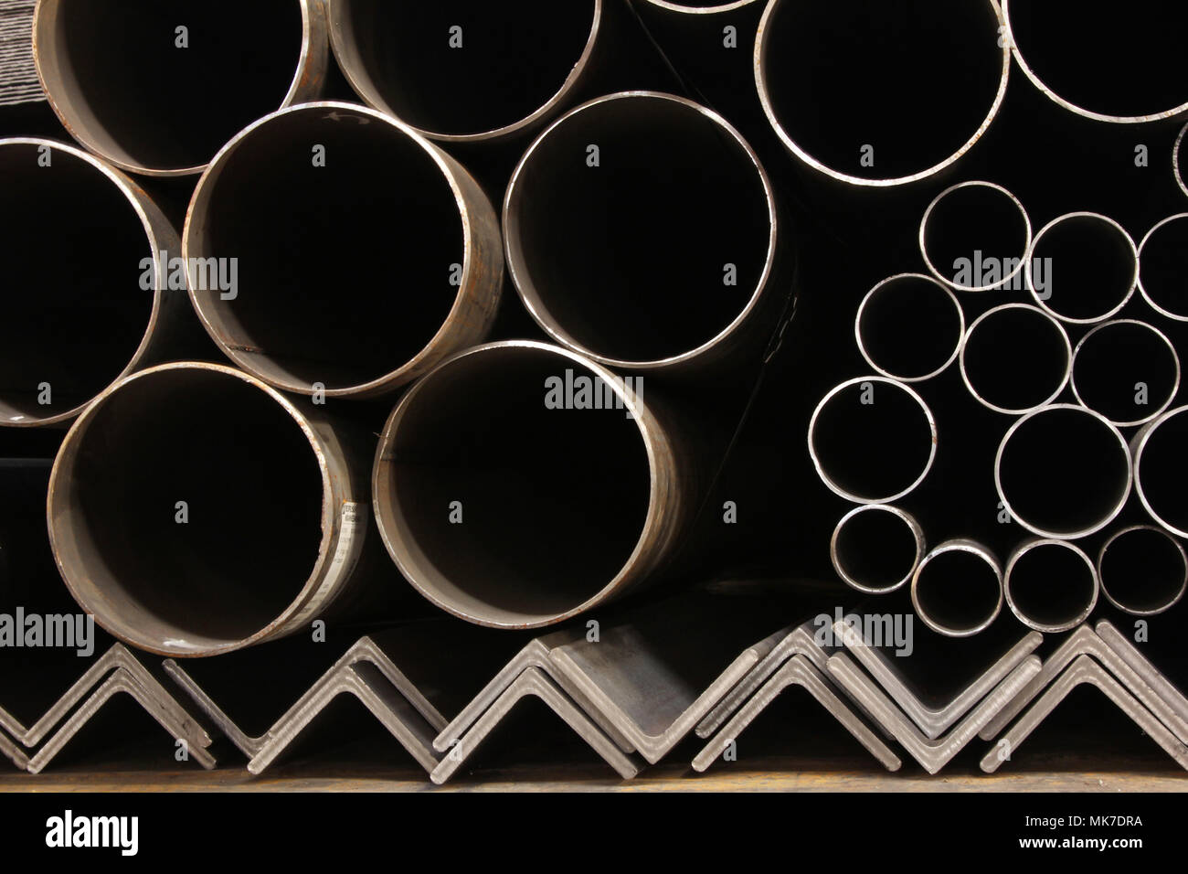 Chrome profiles hi-res stock photography and images - Alamy