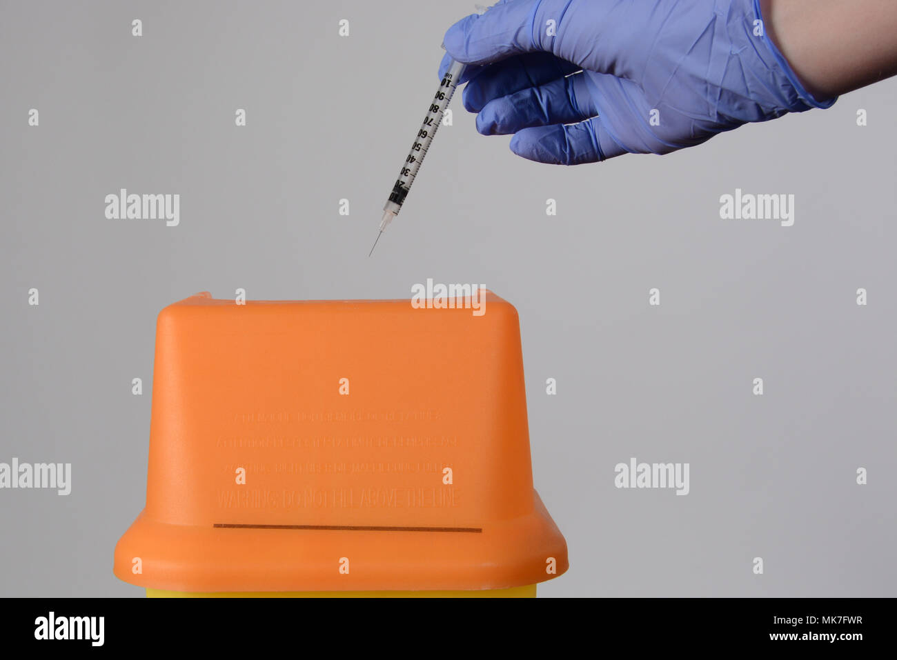 Safe sharps bin hi-res stock photography and images - Alamy