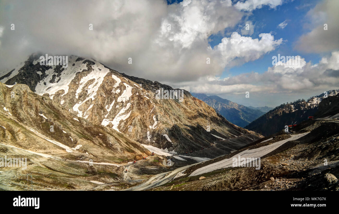 Khyber pass in pakistan hi-res stock photography and images - Alamy