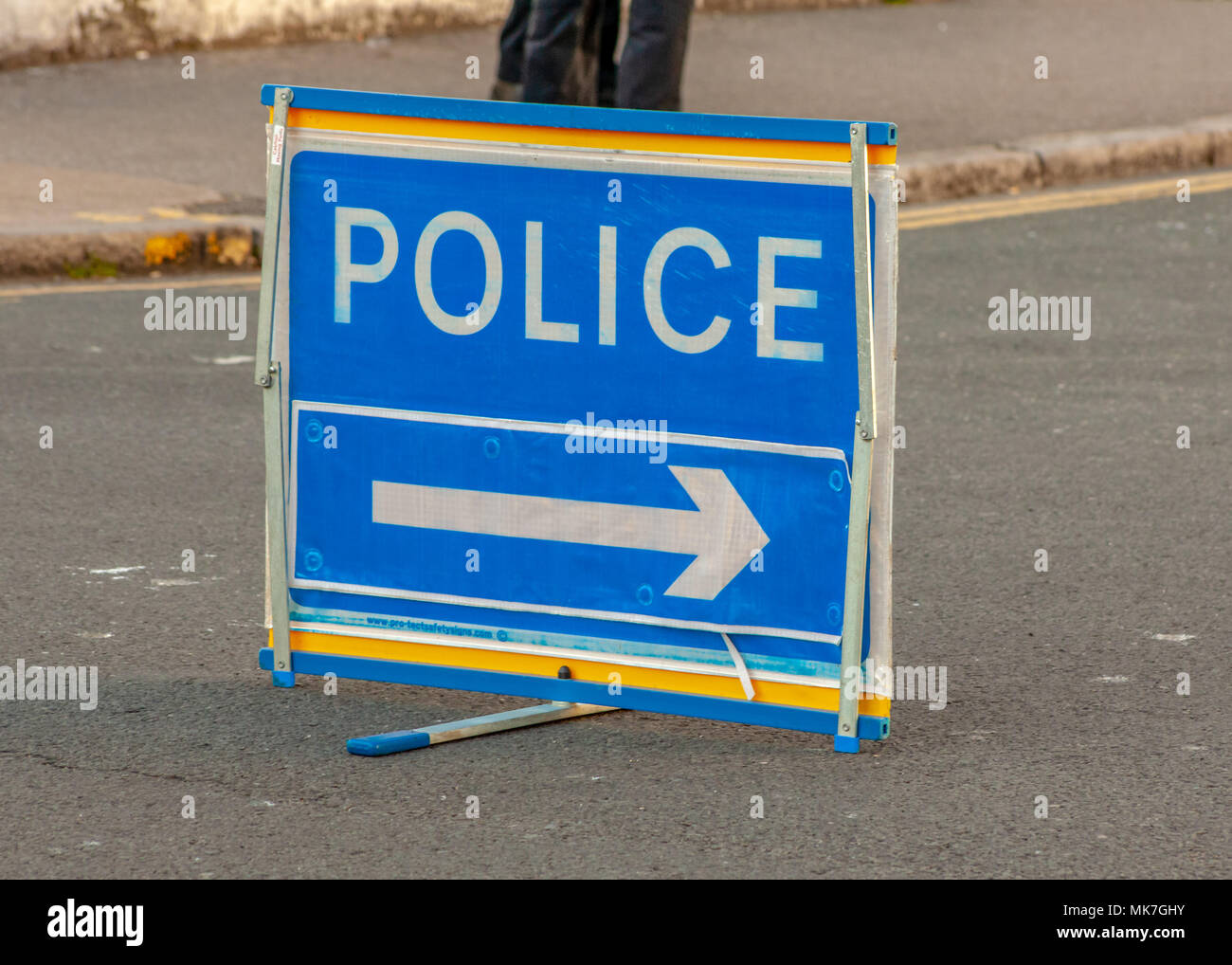 Police stop sign traffic hi-res stock photography and images - Alamy