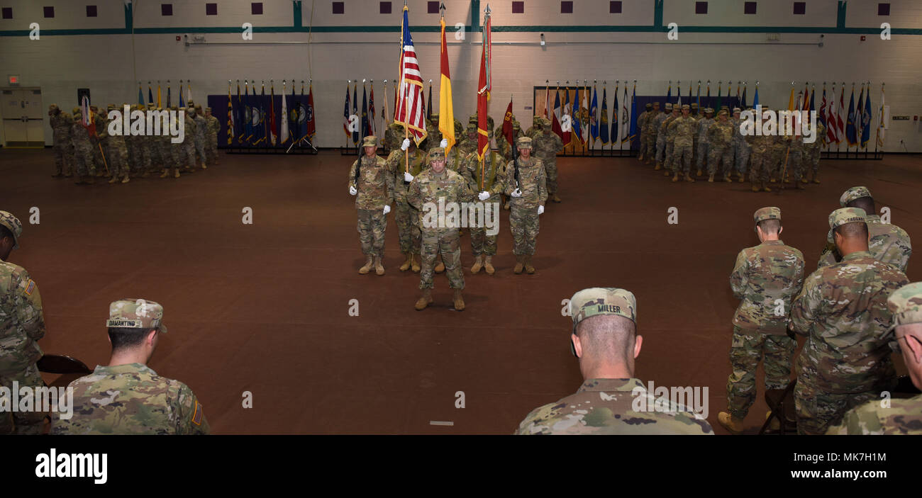 U.S. Army Soldiers assigned to the 53rd Transportation Battalion ...