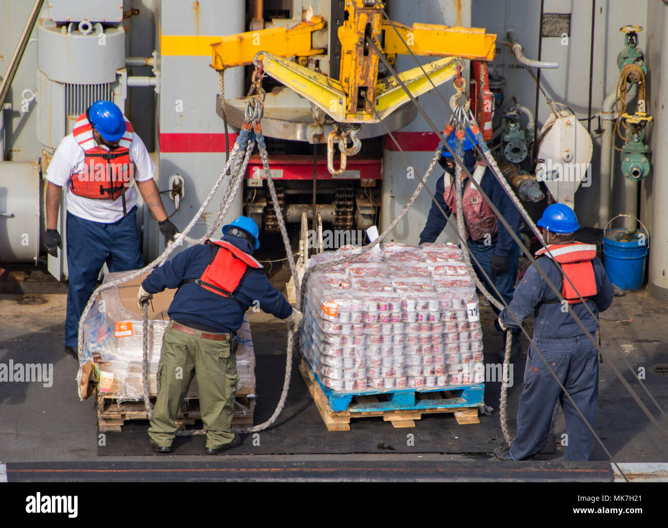 ATLANTIC OCEAN (Nov. 14, 2017) Crew members from the fast combat ...