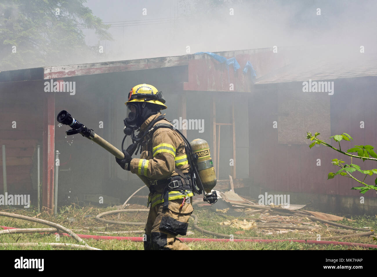 Live Fire Training North Mason Fire Deparement, Washington State, USA ...