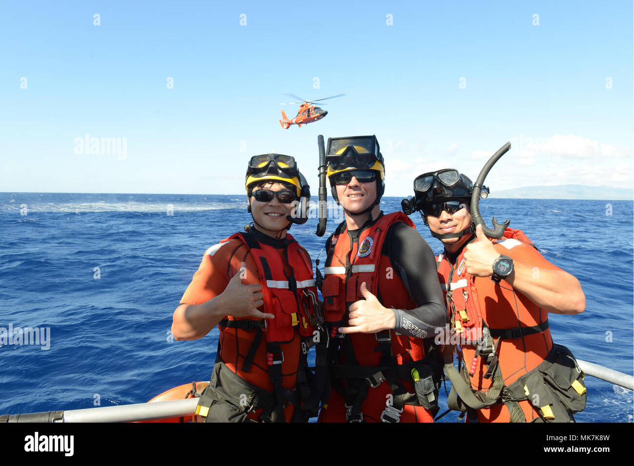 Senior Chief Petty Officer Jeremy Carroll, an aviation survival ...