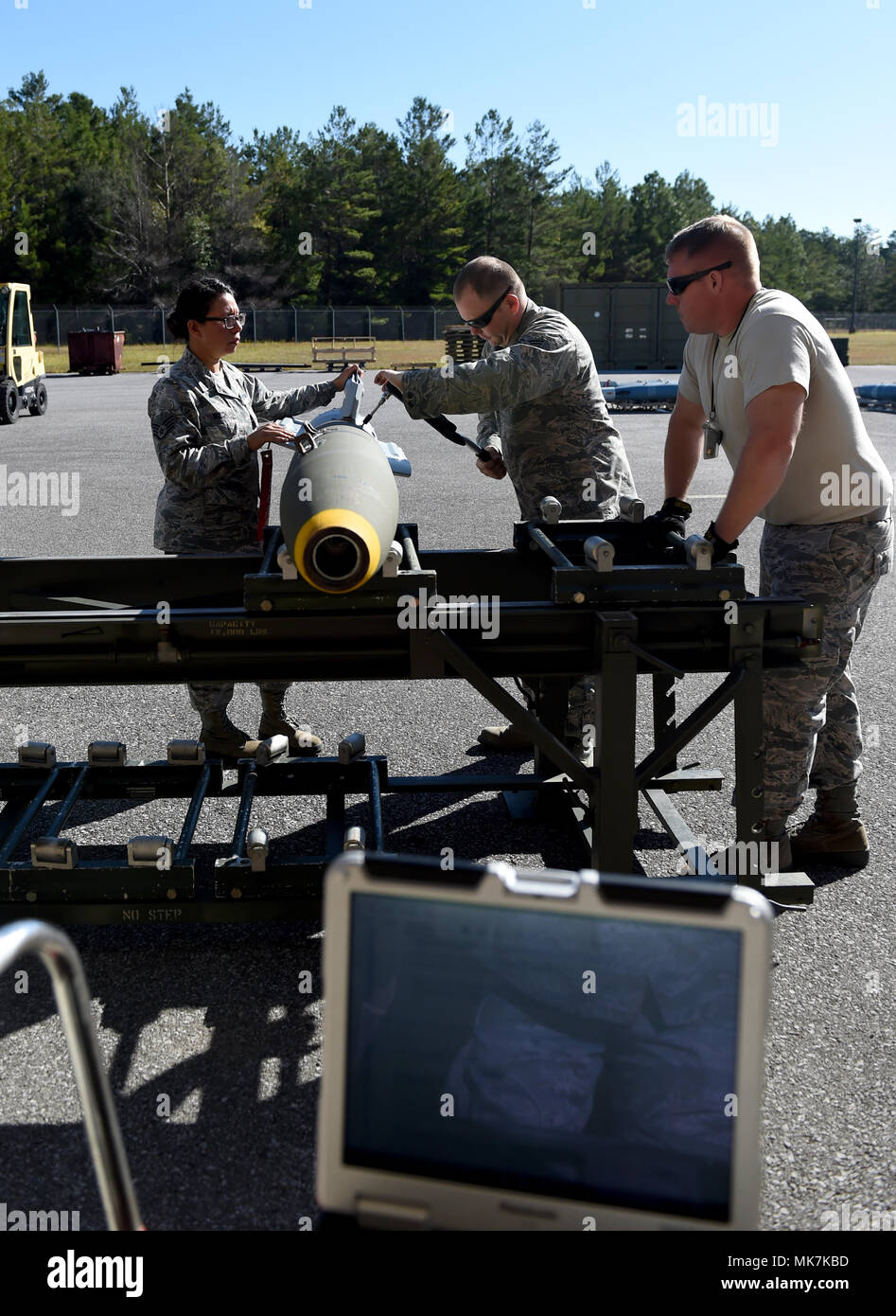 Airmen from multiple Air National Guard units of Texas, New York, Iowa ...