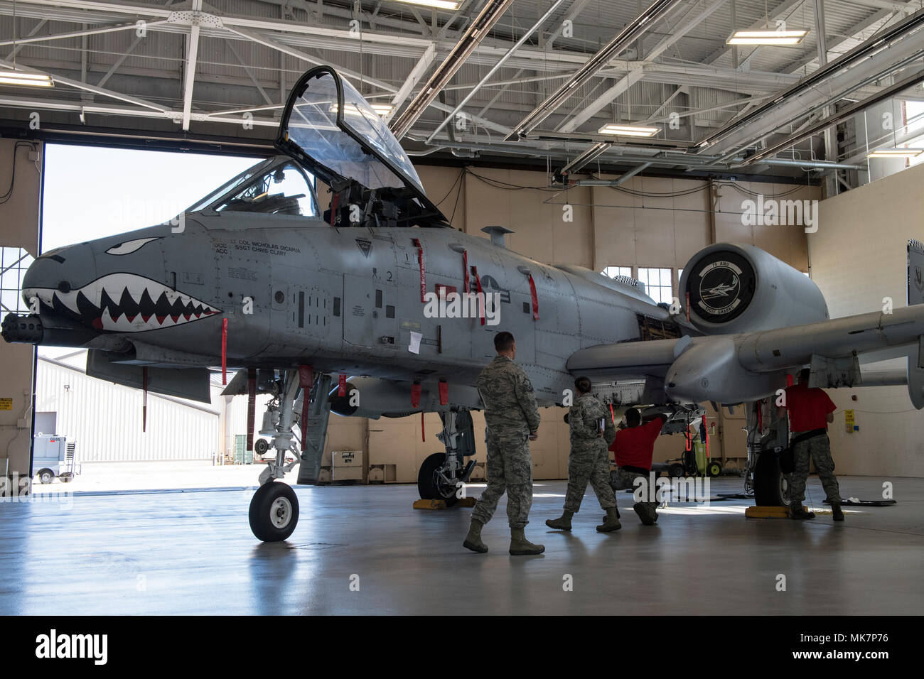 The 75th Aircraft Maintenance Unit (AMU) load crew double checks their ...