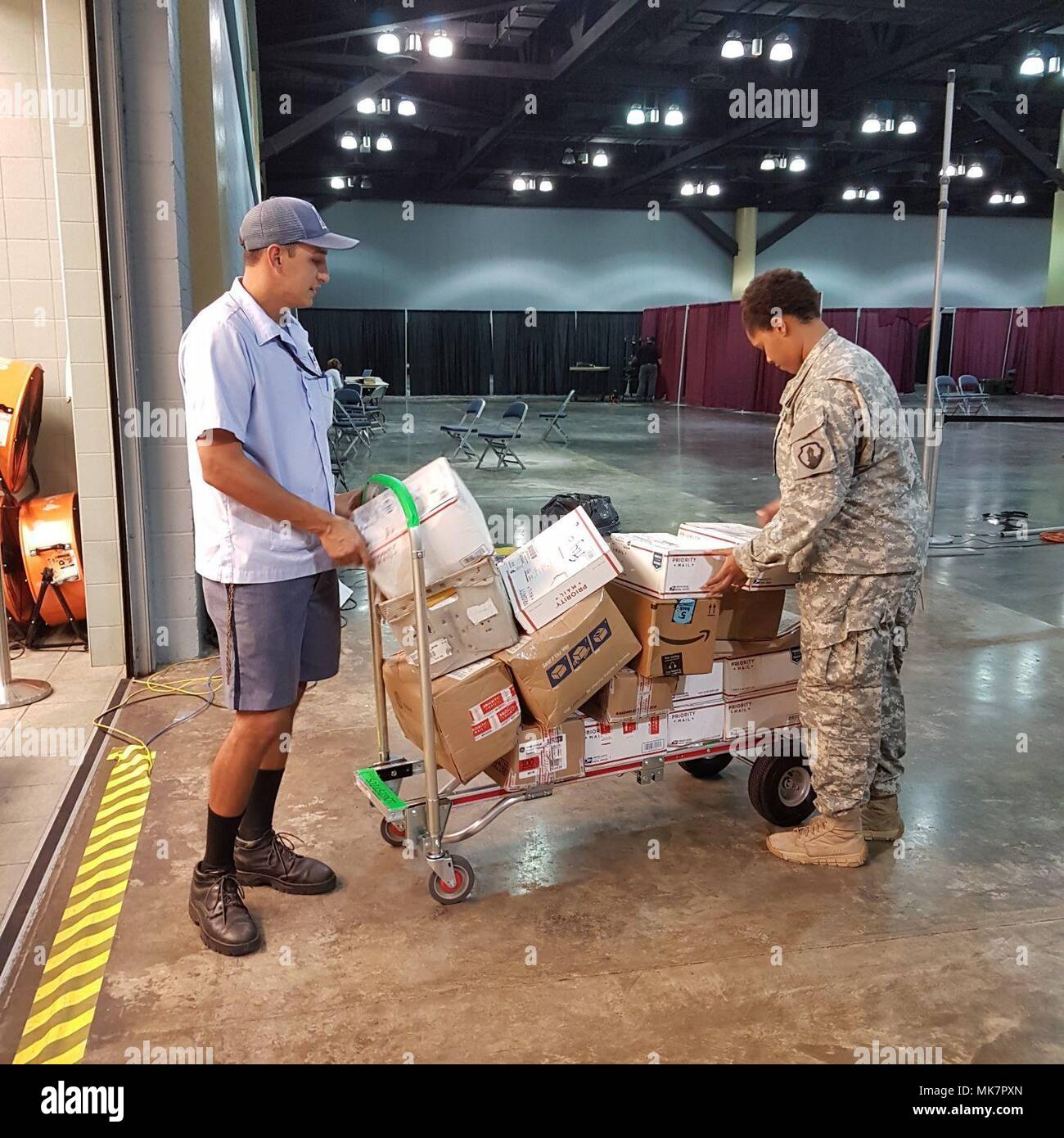 U.S. Army Reserve Soldiers, assigned to the 271st Human Resources ...