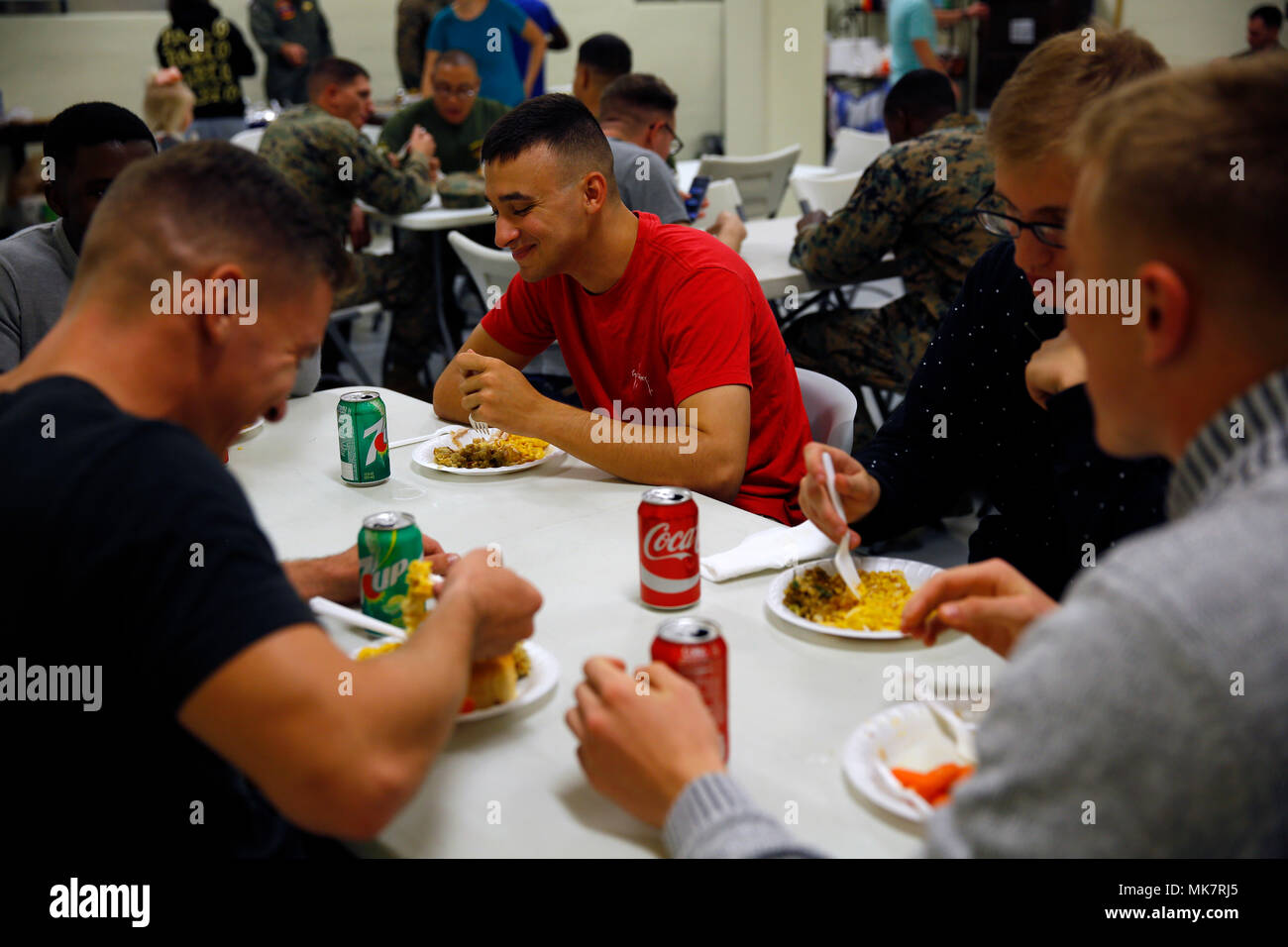 Marines share a Thanksgiving meal prepared by Marine Wing Headquarters ...