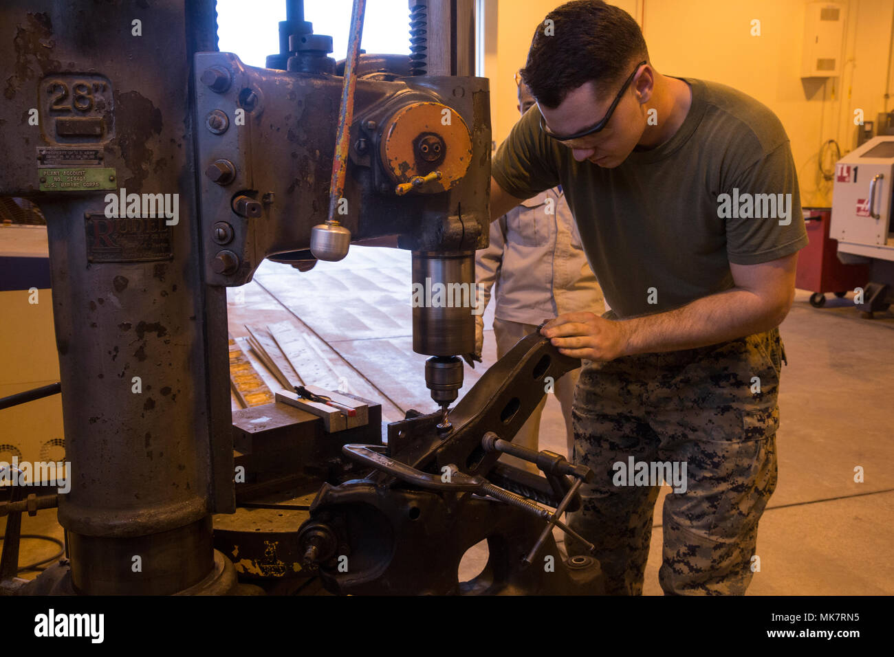 Pull out of hole hi-res stock photography and images - Alamy