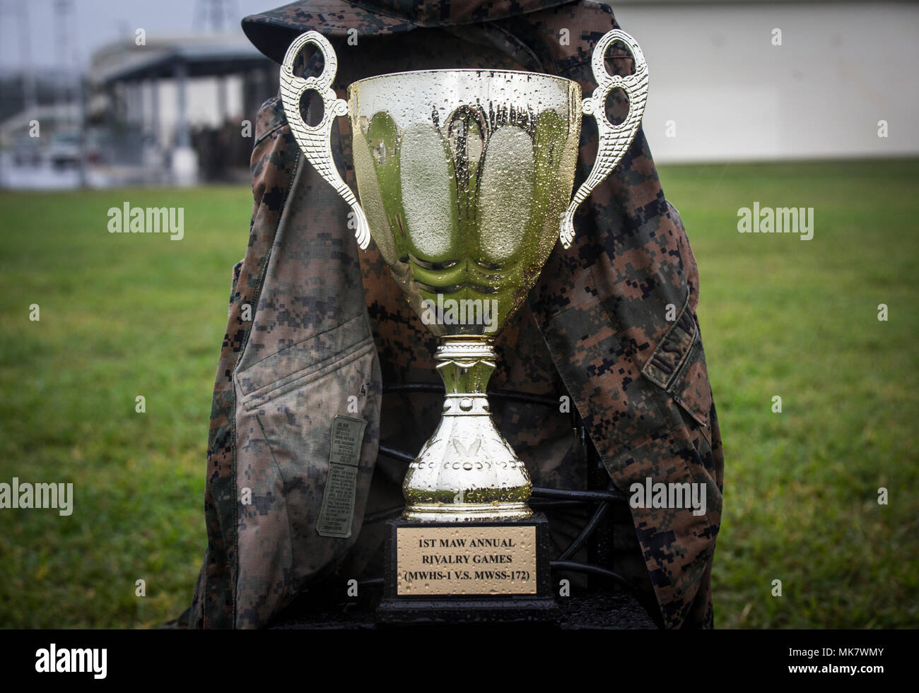 U.S. Marines with Marine Wing Headquarters Squadron 1 and Marine Wing ...