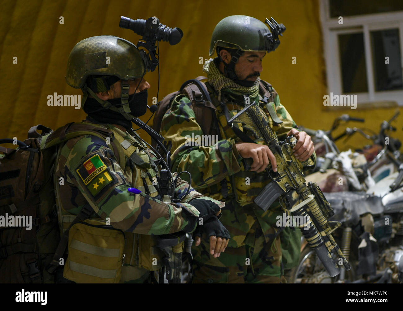 Afghan special operators prepare for an offensive operation in Shindad ...