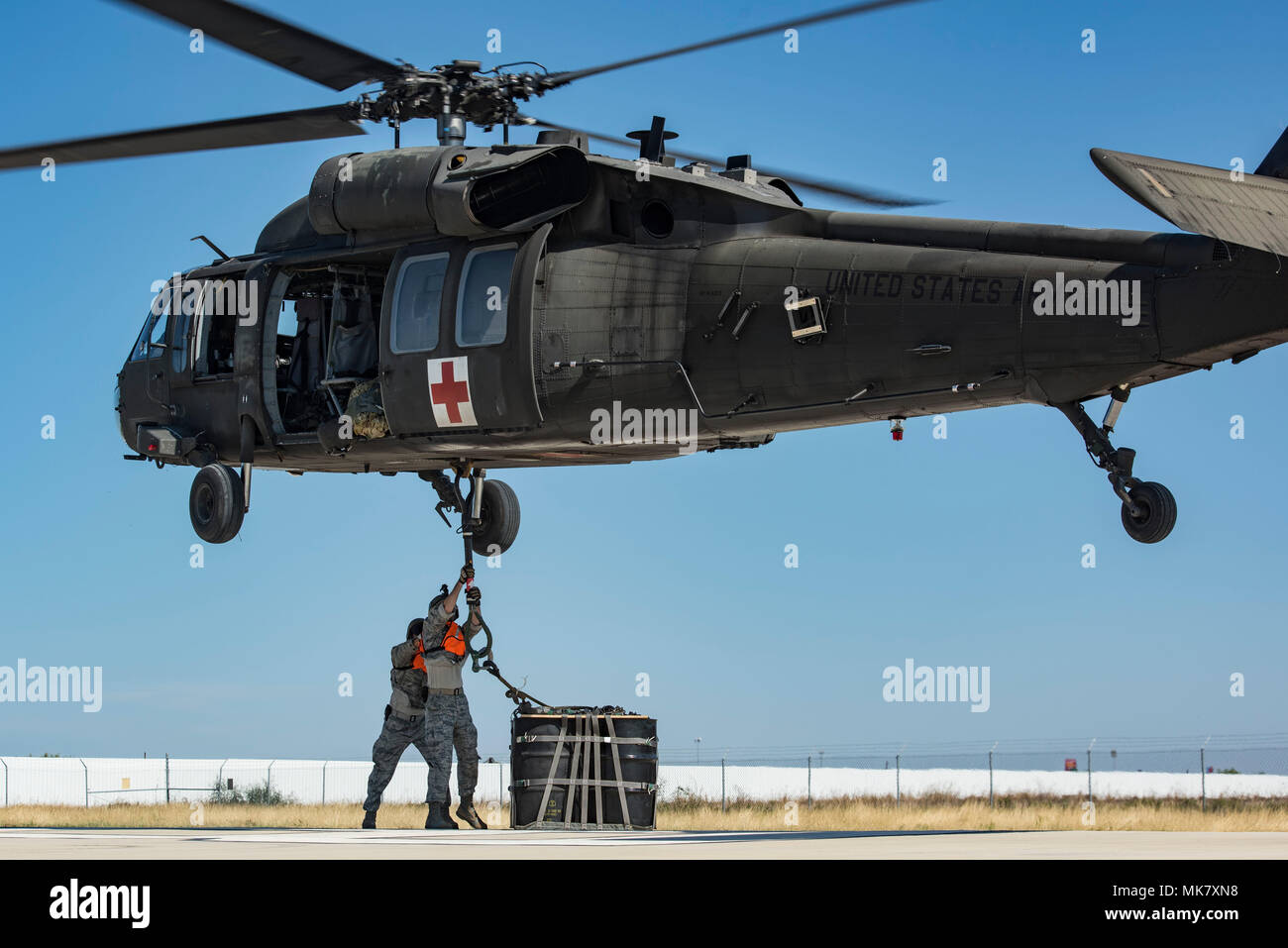 26 aerial port squadron hi-res stock photography and images - Alamy