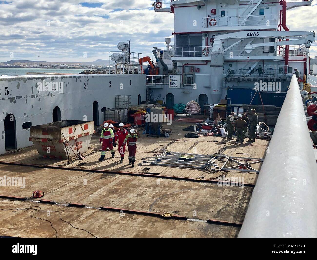 171122-N-TY130-004 COMODORO RIVADAVIA, Argentina (Nov. 22, 2017 ...