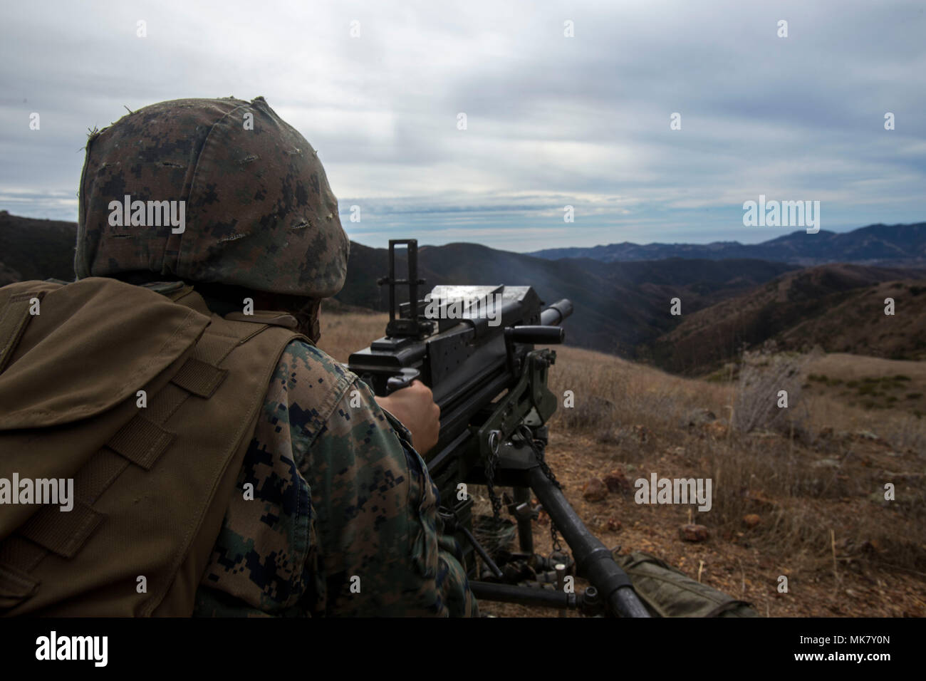 Mk19 40 mm grenade machine gun hi-res stock photography and images - Alamy