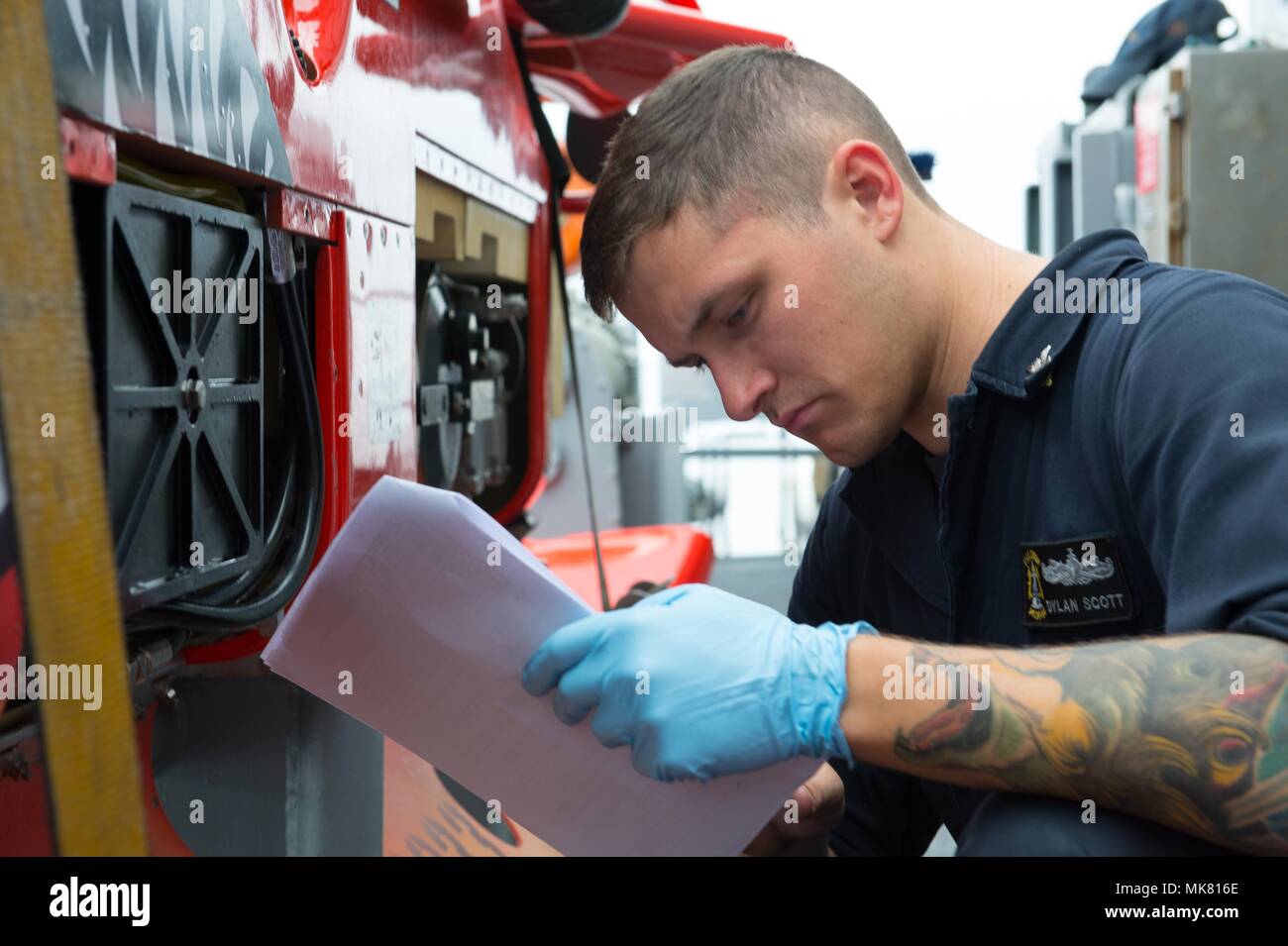 Mine neutralization vehicle hi-res stock photography and images - Alamy