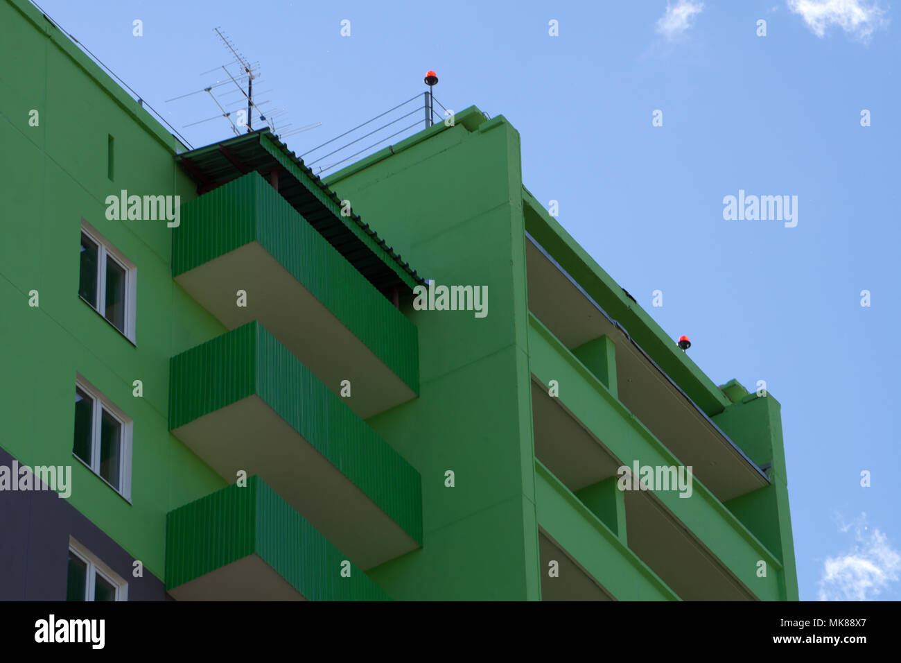 Aircraft light tall building hi-res stock photography and images - Alamy