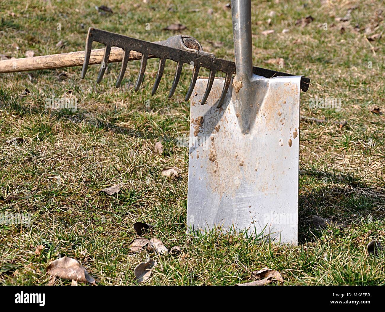 traditional garden tools Stock Photo - Alamy