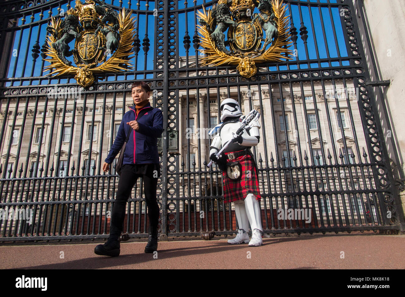 Scottish family crest hi-res stock photography and images - Alamy