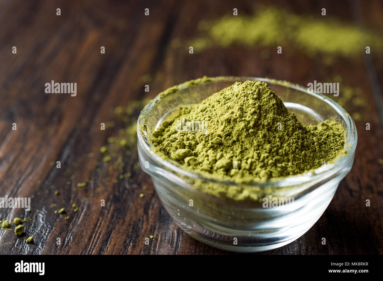 Henna powder hi-res stock photography and images - Alamy