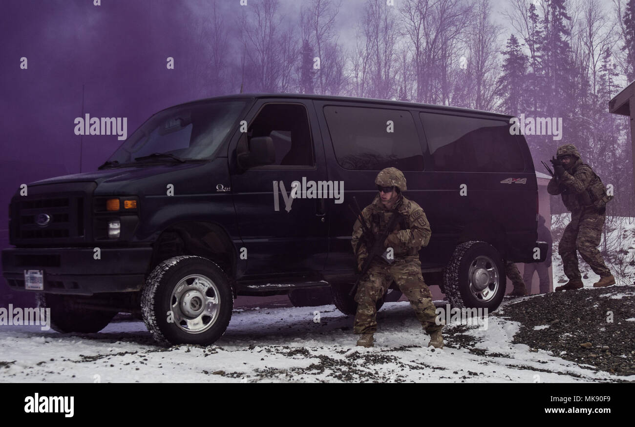 716th explosive ordnance disposal company hi-res stock photography and images - Alamy