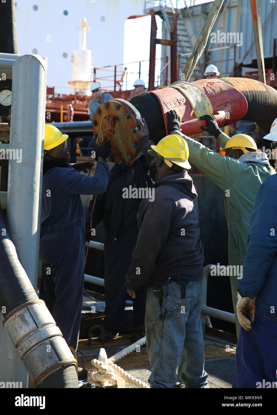 171128-N-OH262-019 ATLANTIC OCEAN (November 28, 2017)—Civil service ...