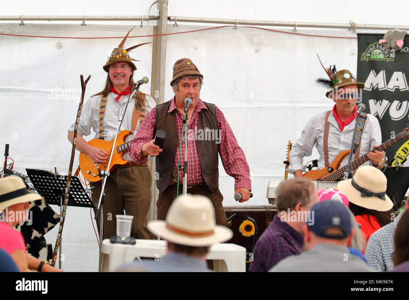 Wurzels band hi-res stock photography and images - Alamy