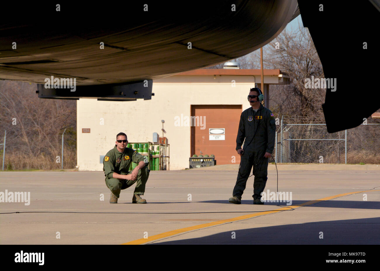 507th aircraft maintenance squadron hi-res stock photography and images ...