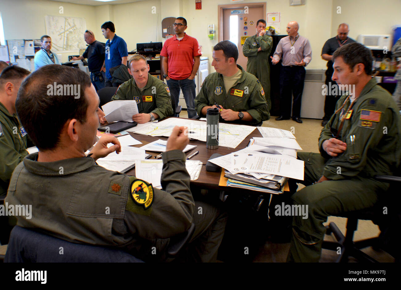 Large aircraft infrared countermeasures system hi-res stock photography ...
