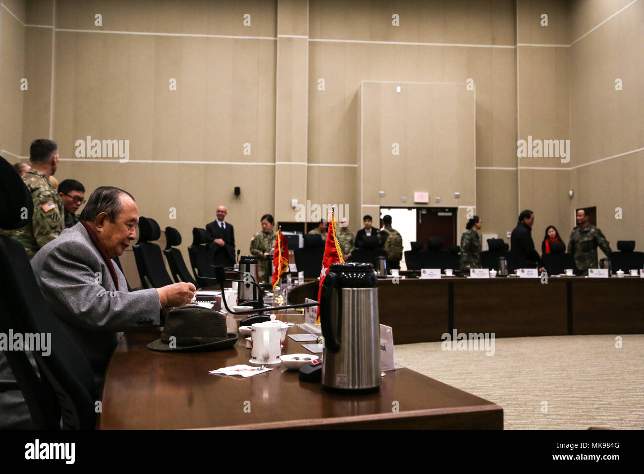 Lt gen vandal hi-res stock photography and images - Alamy