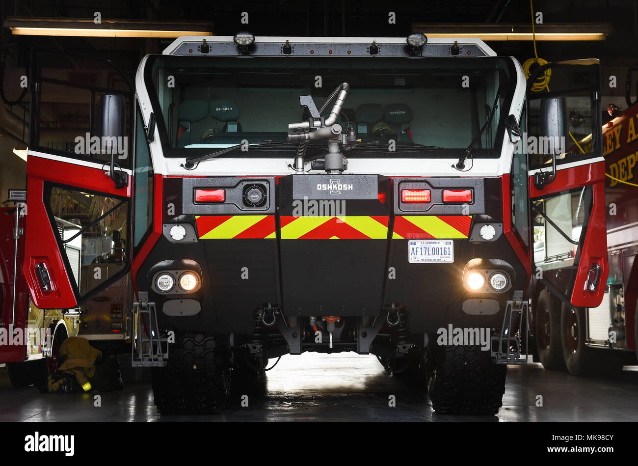 633rd air base wing public affairs hi-res stock photography and images ...