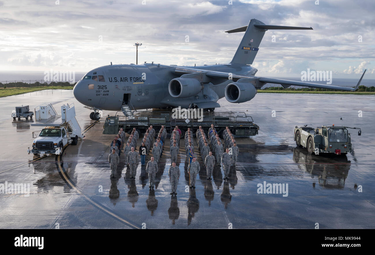 Vietnam troop movements hi-res stock photography and images - Alamy