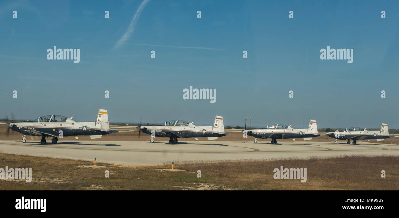 Laughlin Afb Pilots High Resolution Stock Photography and Images - Alamy