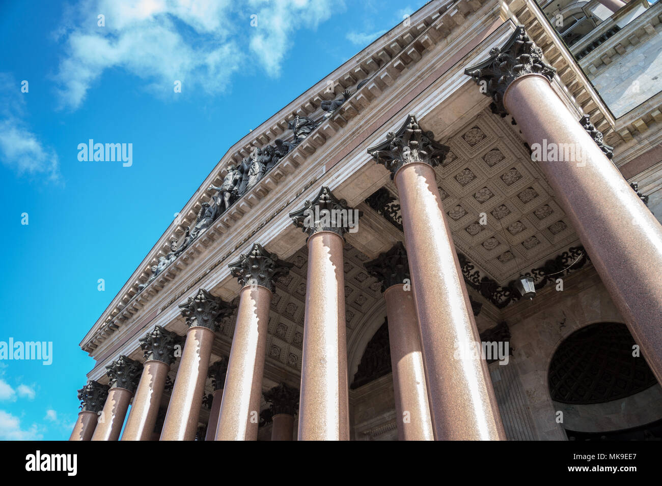 Malachite columns hi-res stock photography and images - Alamy