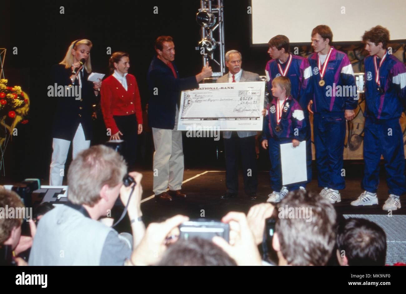 Arnold Schwarzenegger auf der FIBO Fitnessmesse in Essen, Deutschland ...