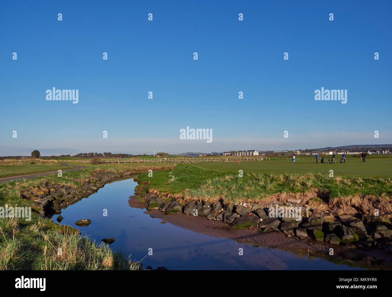 Tee markers hi-res stock photography and images - Alamy
