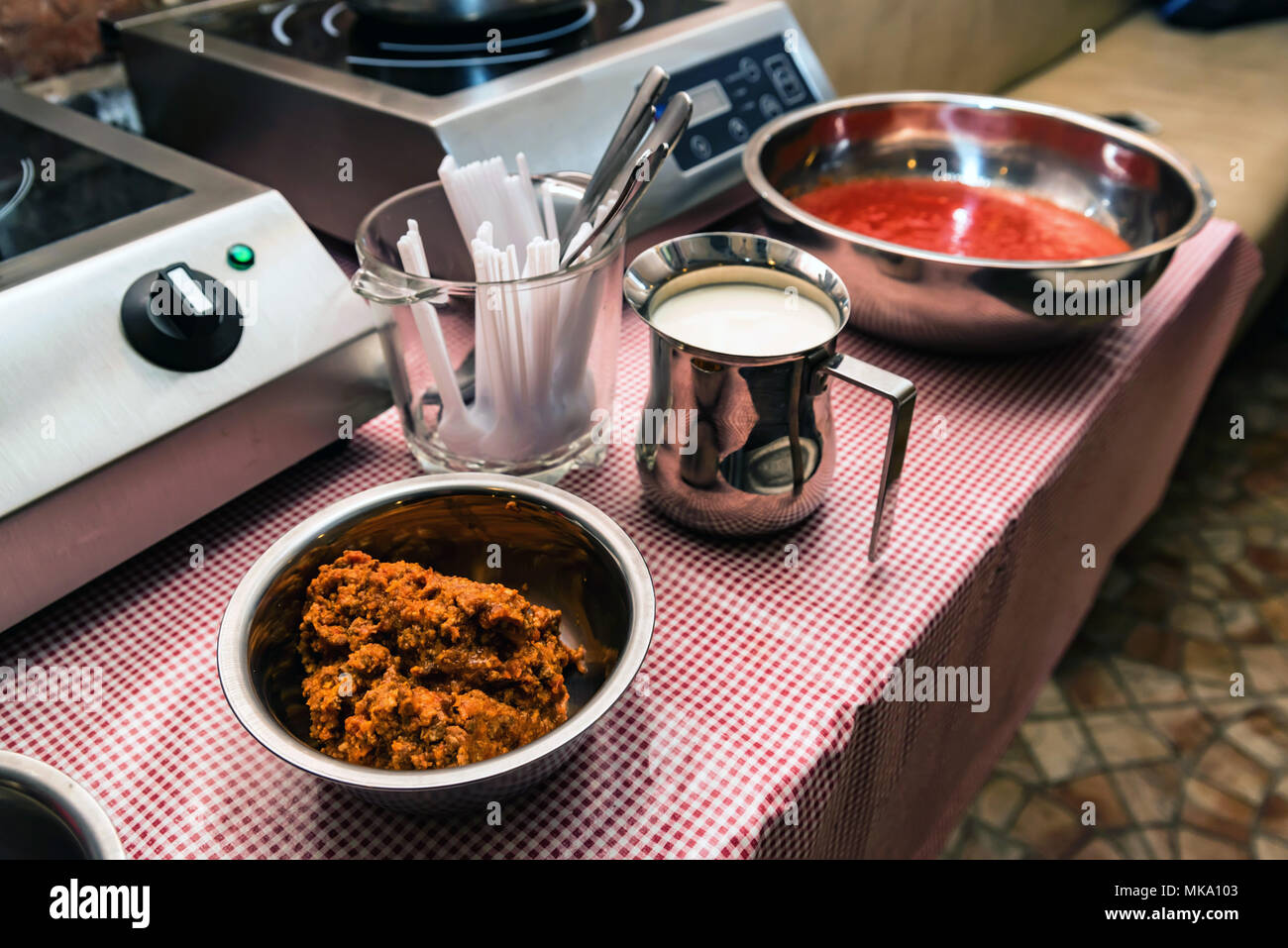 Interior of kitchen for cooking workshop Stock Photo - Alamy