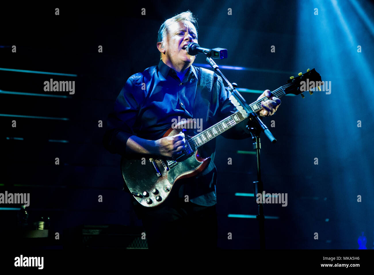 Phil sumner hi-res stock photography and images - Alamy