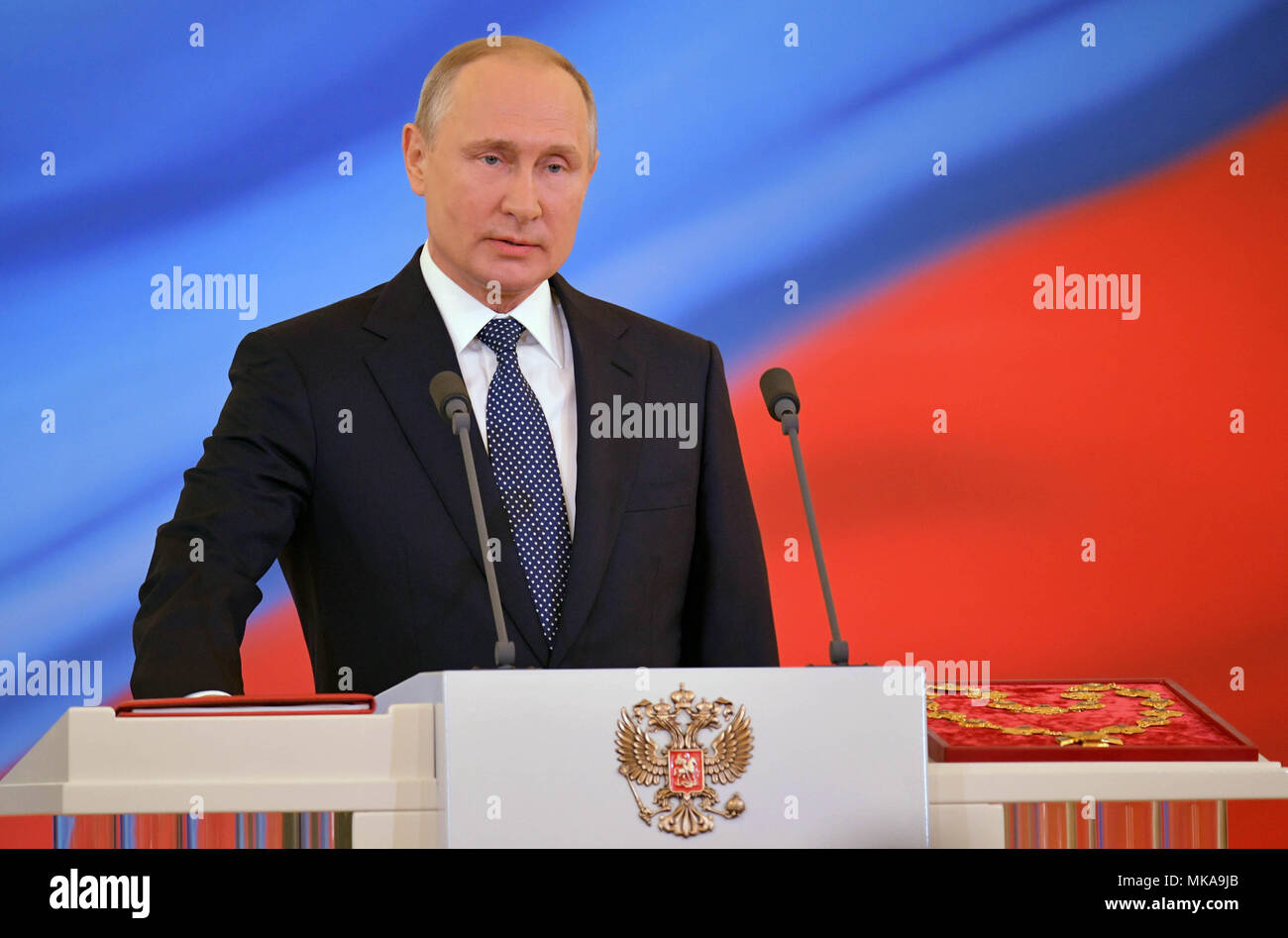 Russian president vladimir putin office hi-res stock photography and ...