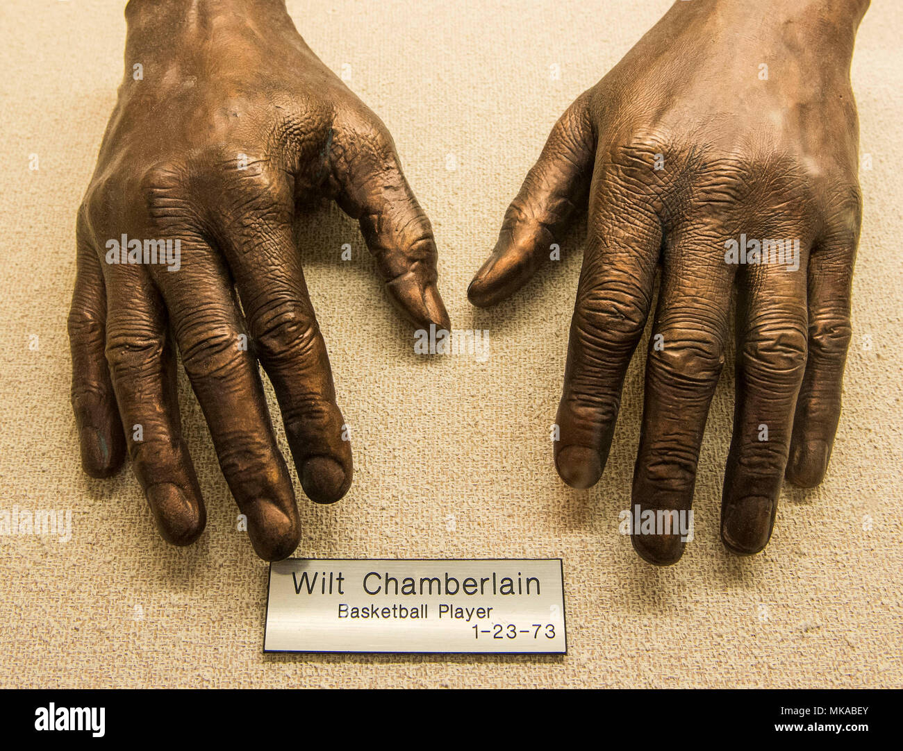 Wilt chamberlain hi-res stock photography and images - Alamy