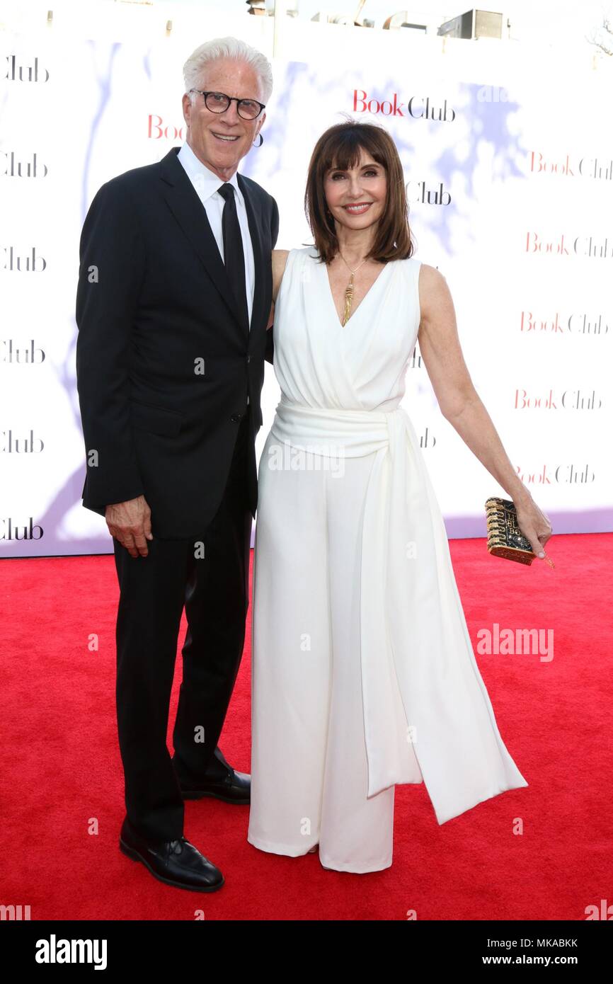 Ted Danson, Mary Steenburgen at arrivals for BOOK CLUB Premiere ...