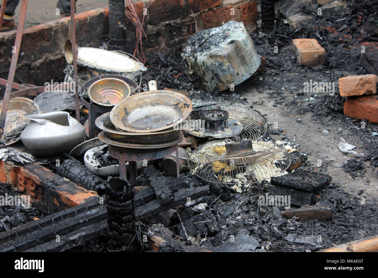 Guwahati, Assam, India. 7th March 2018. A house catch fire and gas ...
