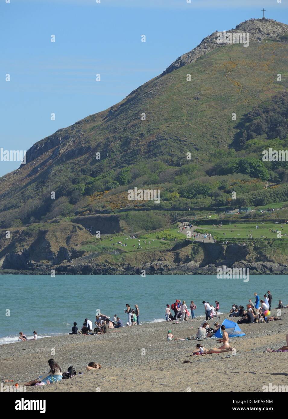 Bray, Republic of, Ireland. 7th May, 2018. Bank holiday heatwave brings ...
