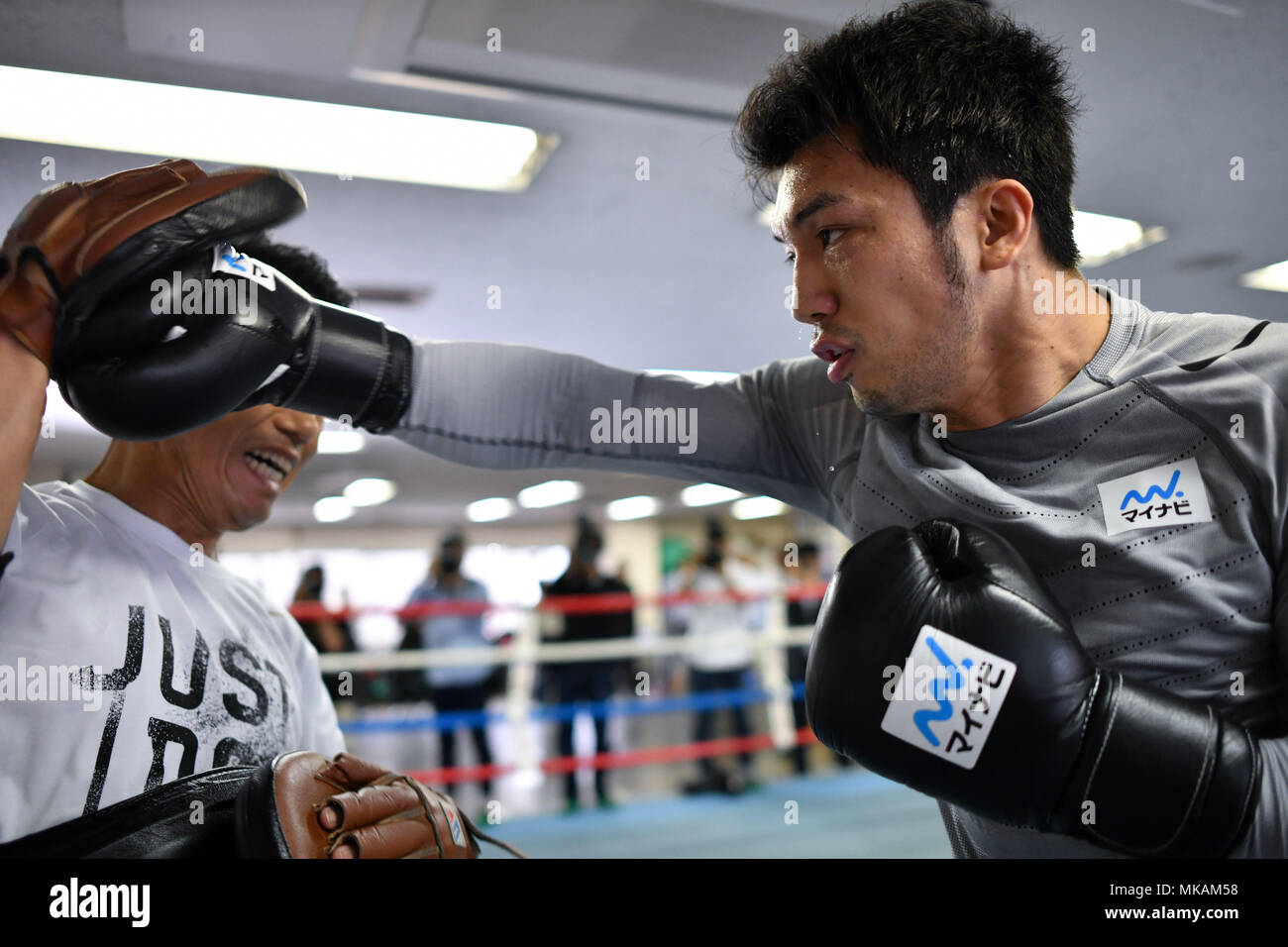 Tokyo, Japan. 7th May, 2018. (R-L) Ryota Murata, Sendai Tanaka Boxing ...