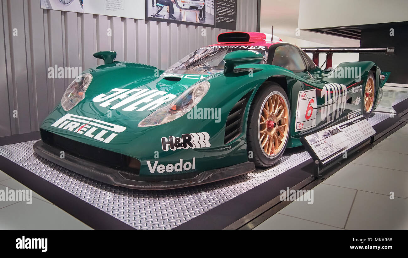Porsche 911 gt1 hi-res stock photography and images - Alamy