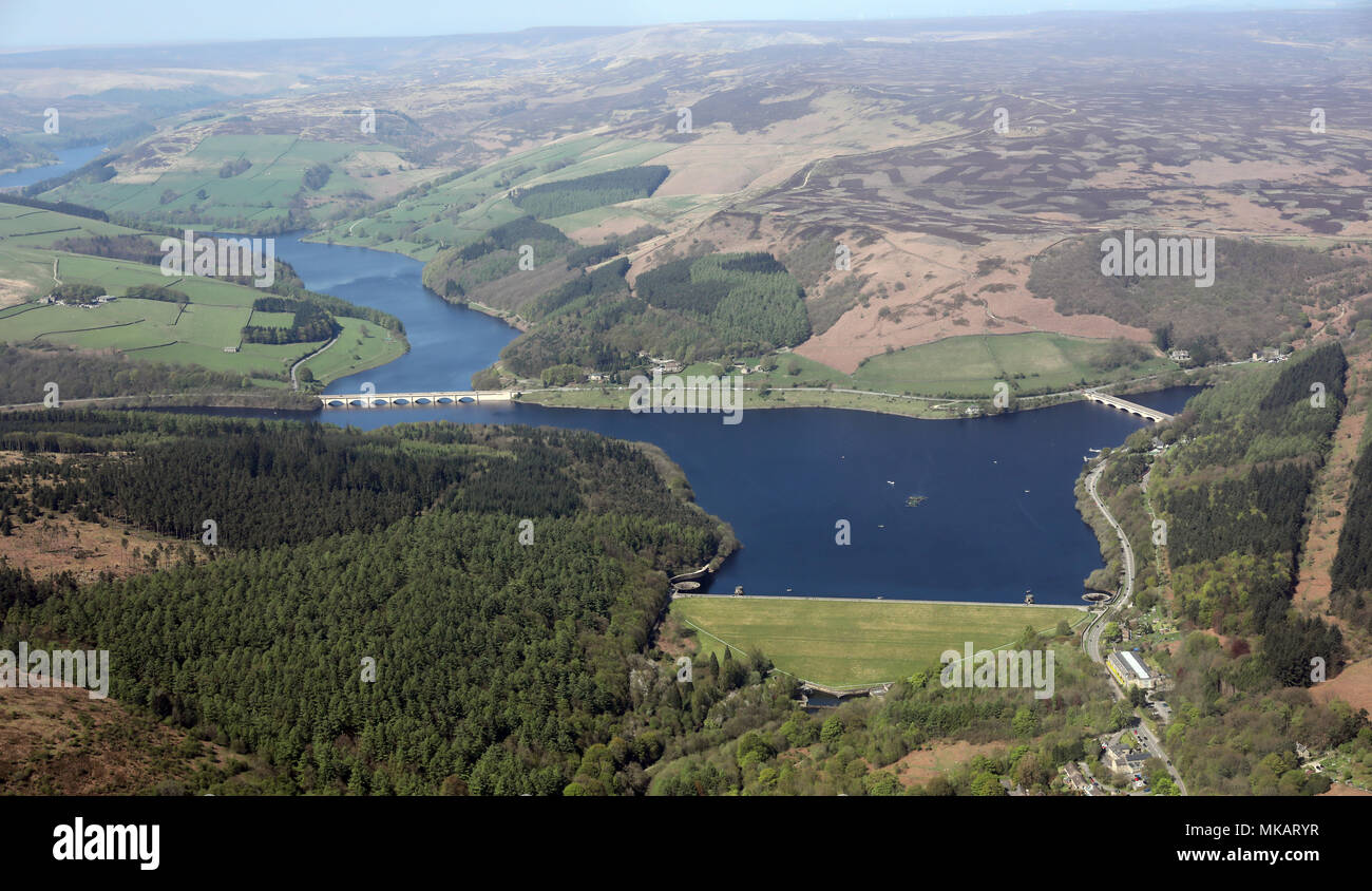 aerial view of Ladybower Reservoir in the Peak District, UK Stock Photo ...